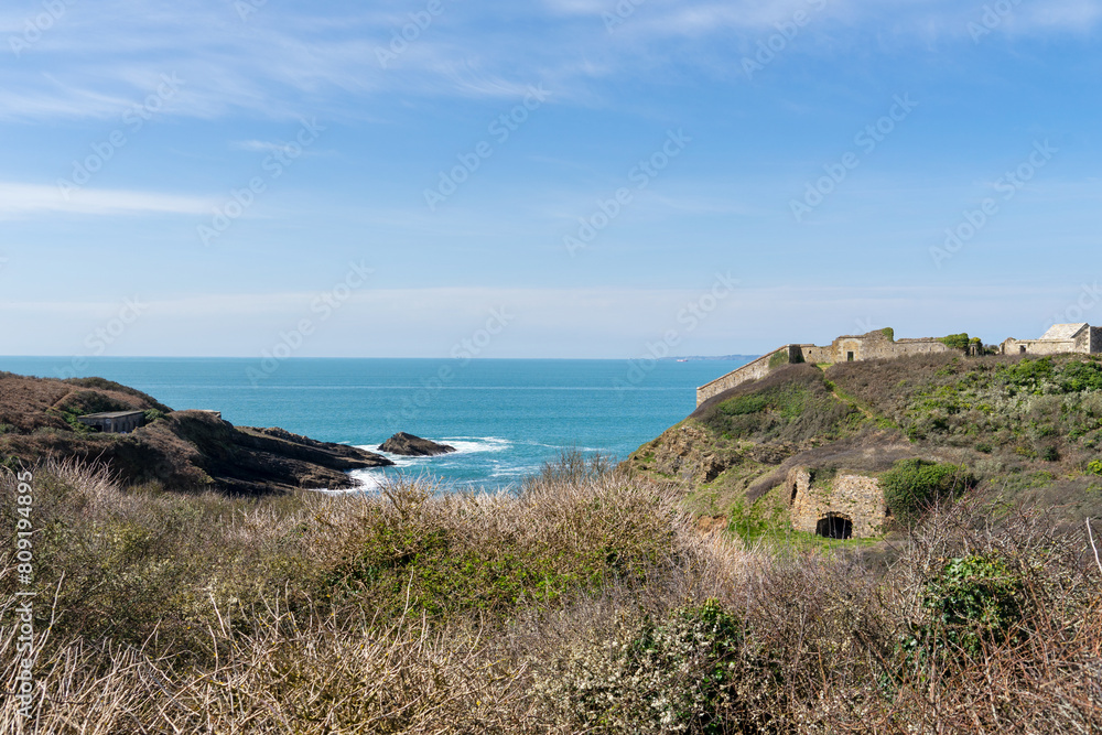 Le Fort de la Fraternité, point d'ancrage sur la route des ...