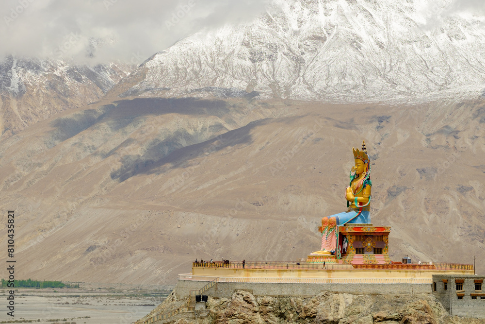 Foto de Diskit Gompa is a centuries-old Buddhist monastery located in ...