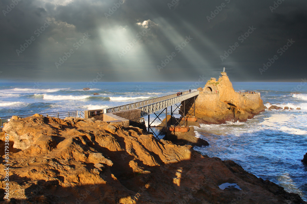 biarritz, rocher de la vierge, pays basque, pays-basque, rocher ...