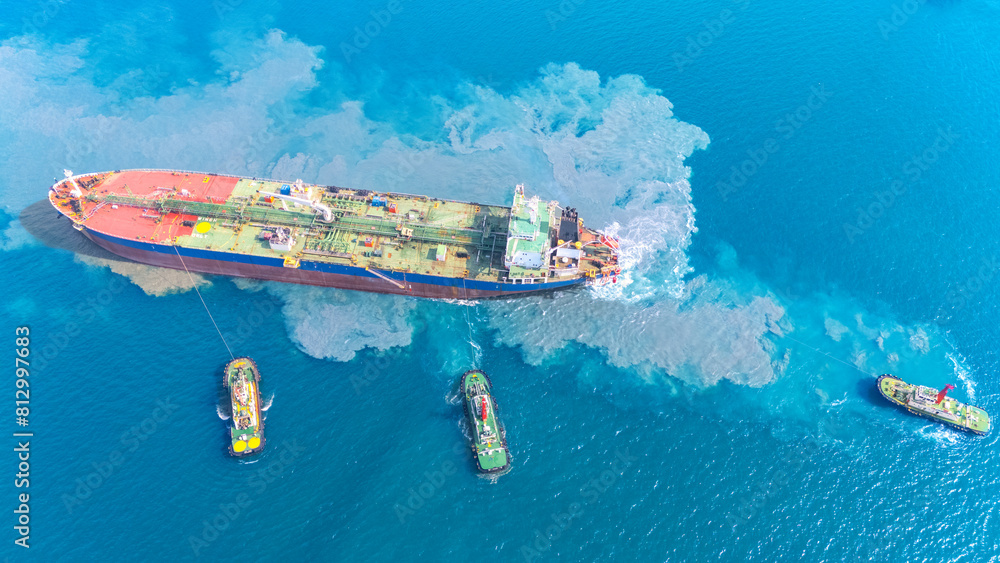 Top view Oil Crude Gas Tanker Ship, Cargo Petroleum tanker, Tanker ship ...