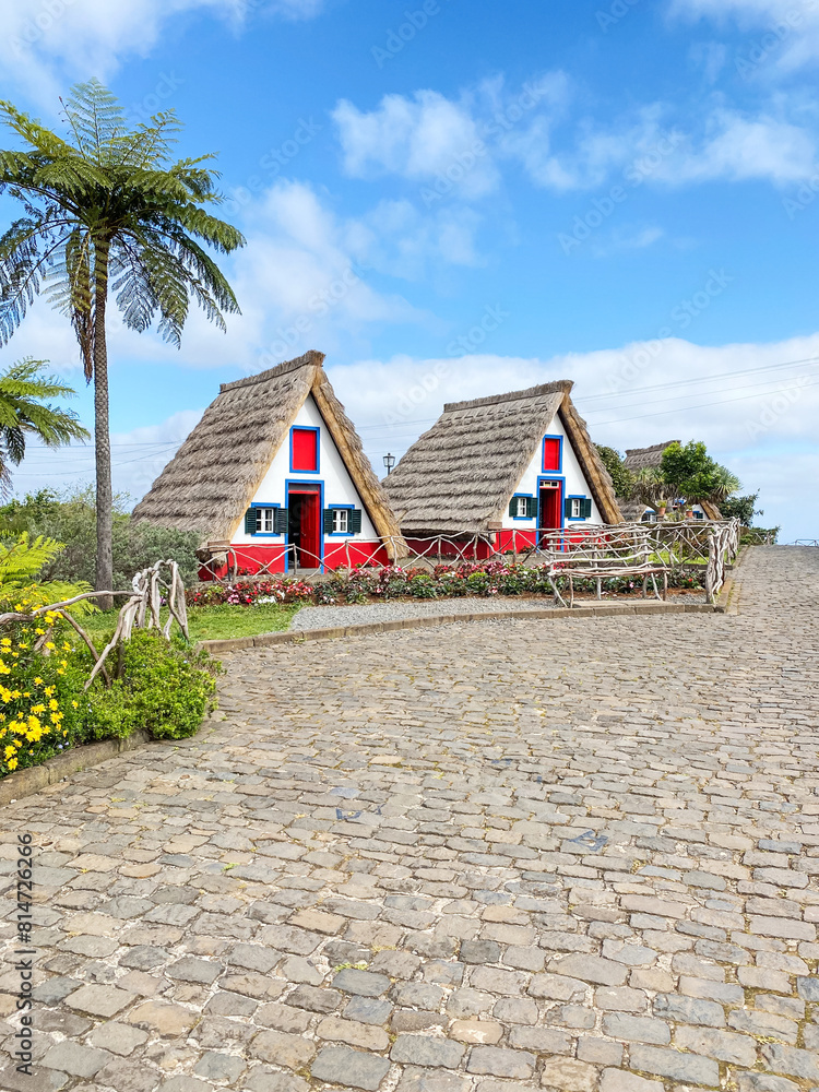 Santana, Madeira, Portugal. 04-09-2024 Traditional triangular thatched ... Santana, Madeira, Portugal. 04-09-2024 Traditional triangular thatched ...