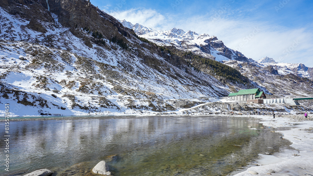 High-resolution stock photos of the snow-covered mountains near Rohtang ...