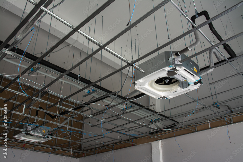 install ceiling mounted cassette type air conditioner unit Stock Photo ...