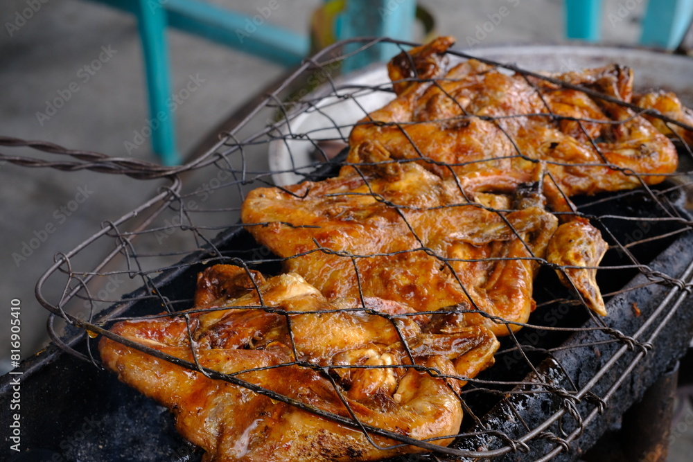 ayam bakar Taliwang is Taliwang grilled chicken is a typical food of ...