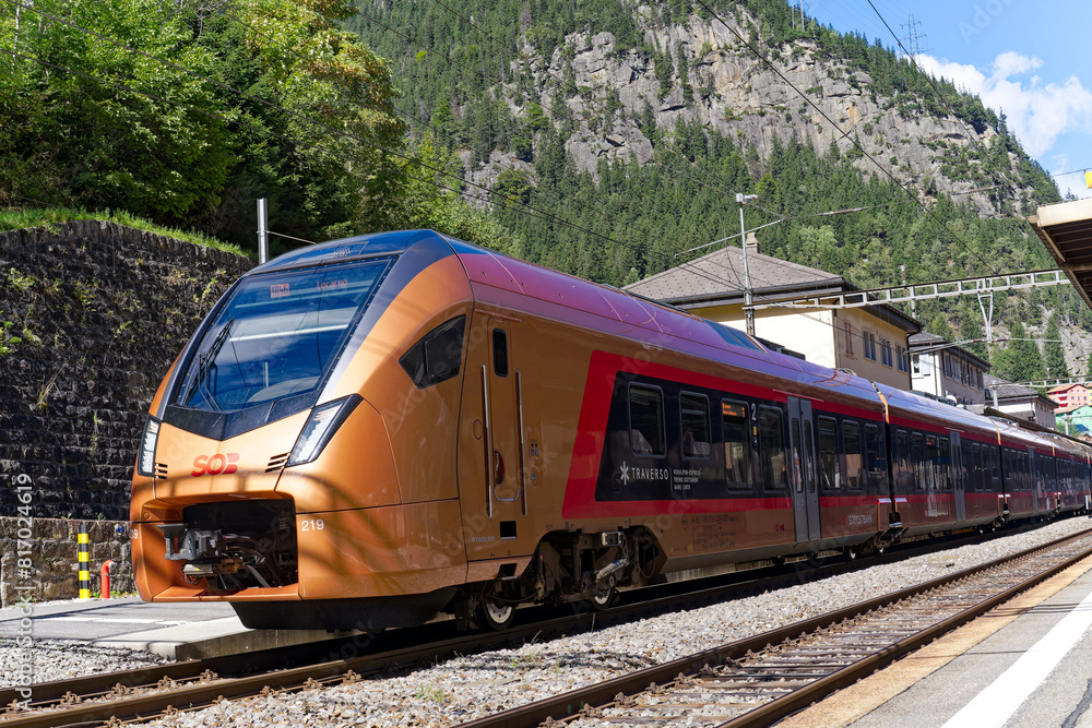 Golden SOB train destination Locarno at Swiss railway station Göschenen ...