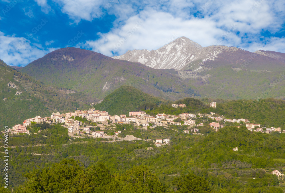 Monte La Meta (Italy) - In the Monti della Meta Mainarde mountain range ...