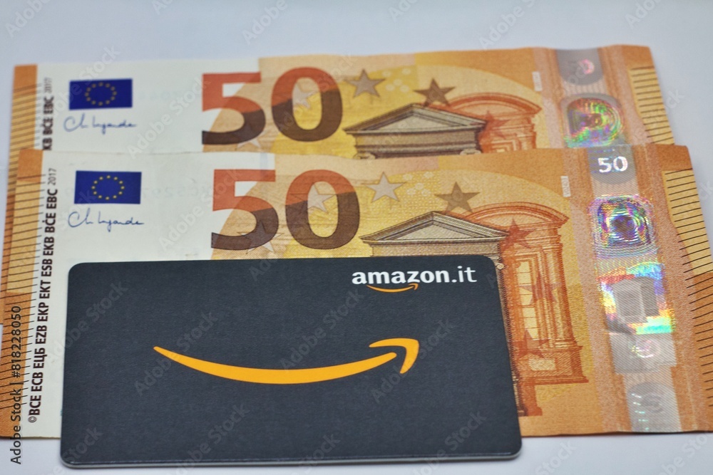 May 17th 2024, Florence, Italy , 100 Euros Amazon gift card allows the ...