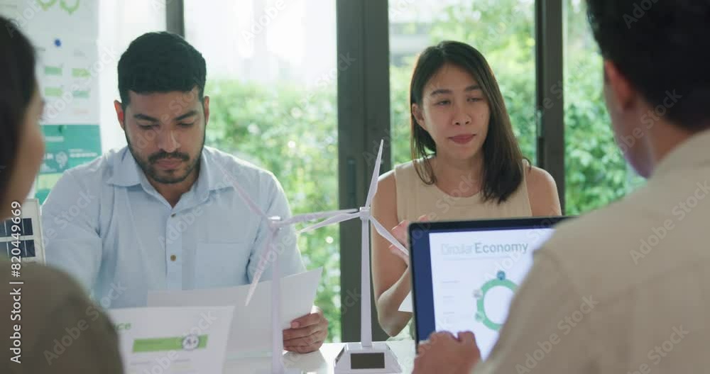 Group diverse Asia businesspeople talk ESG strategies risk management workshop, SDGs report ...