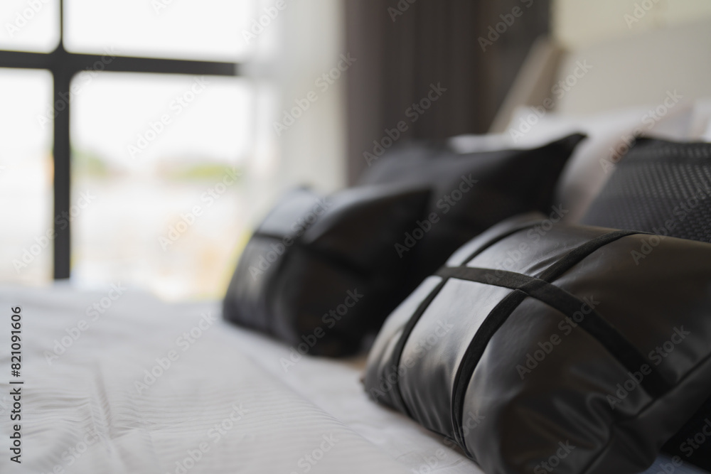 soft pillow setup home arrangement of pillow pattern on master bedroom ...