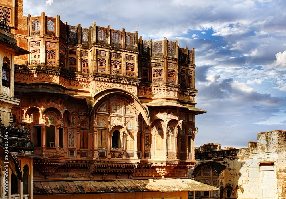 Explore Ancient Roman Architecture in Italy: Discover Historic Temples ...
