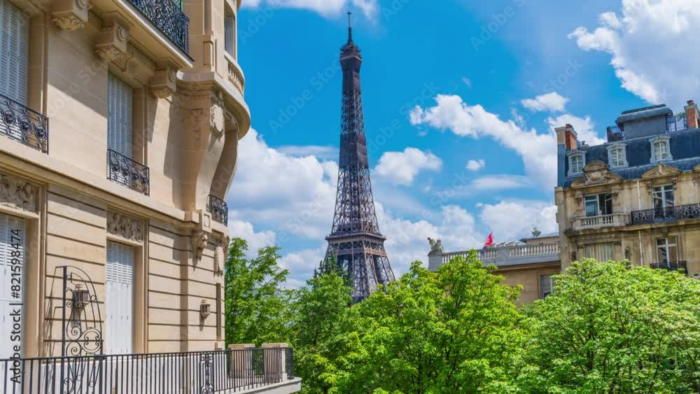 Romantic cozy view of the famous Eiffel tower from a small paris street ...