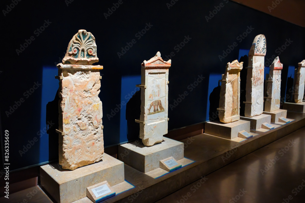 Archaeological Museum of Vergina, the tomb of the Macedonian King ...