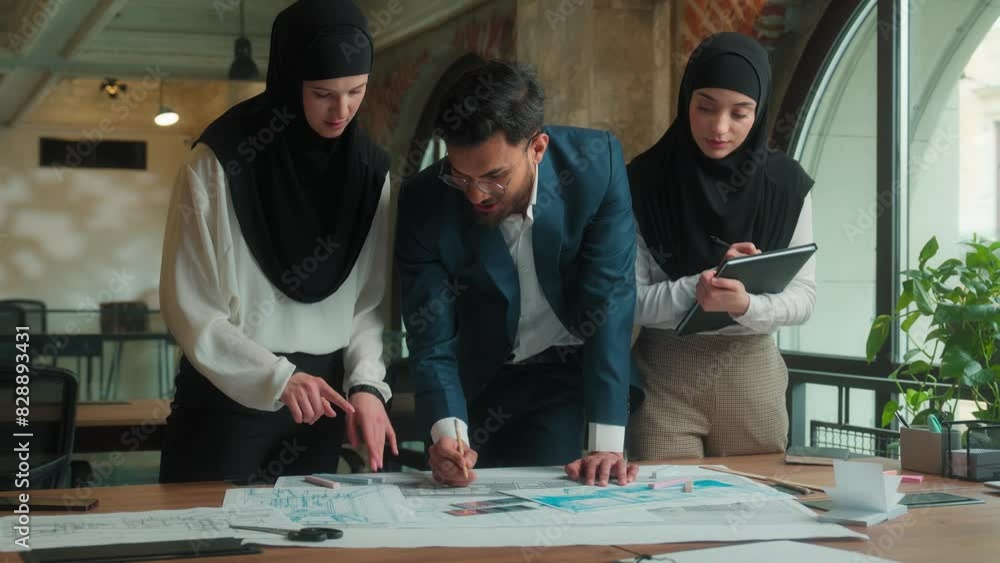 Arabian man muslim women in hijab business team colleagues architect ...
