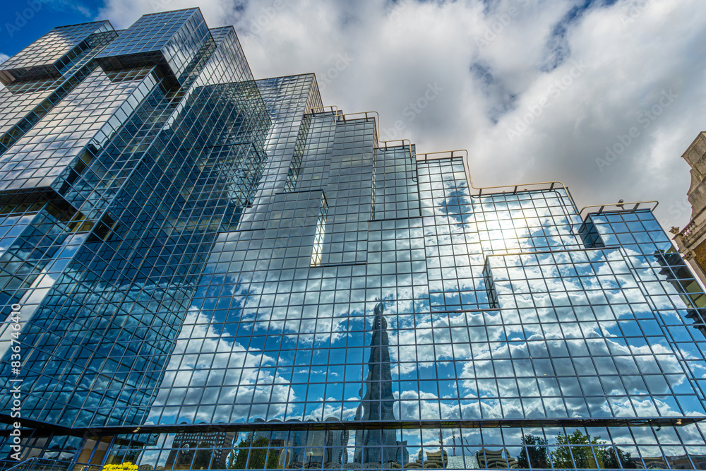 Northern Shell's avant-modern blue-glazed office building on London's ...