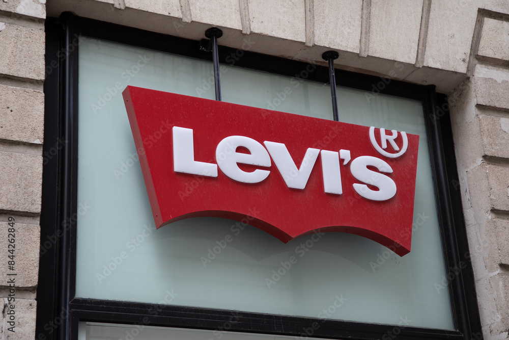Foto de Levis clothing store brand text and shop logo sign Levi's ...