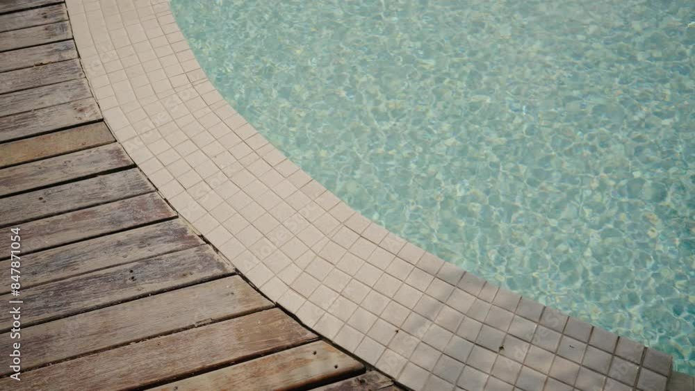 Blue water in the swimming pool with light reflections. swimming pool ...