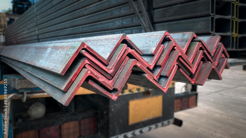 Equal Angles Steel angle iron Metal profile angle in packs at the ...