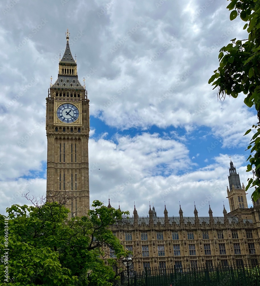big ben, The iconic Big Ben clock tower with the Houses of Parliament ...