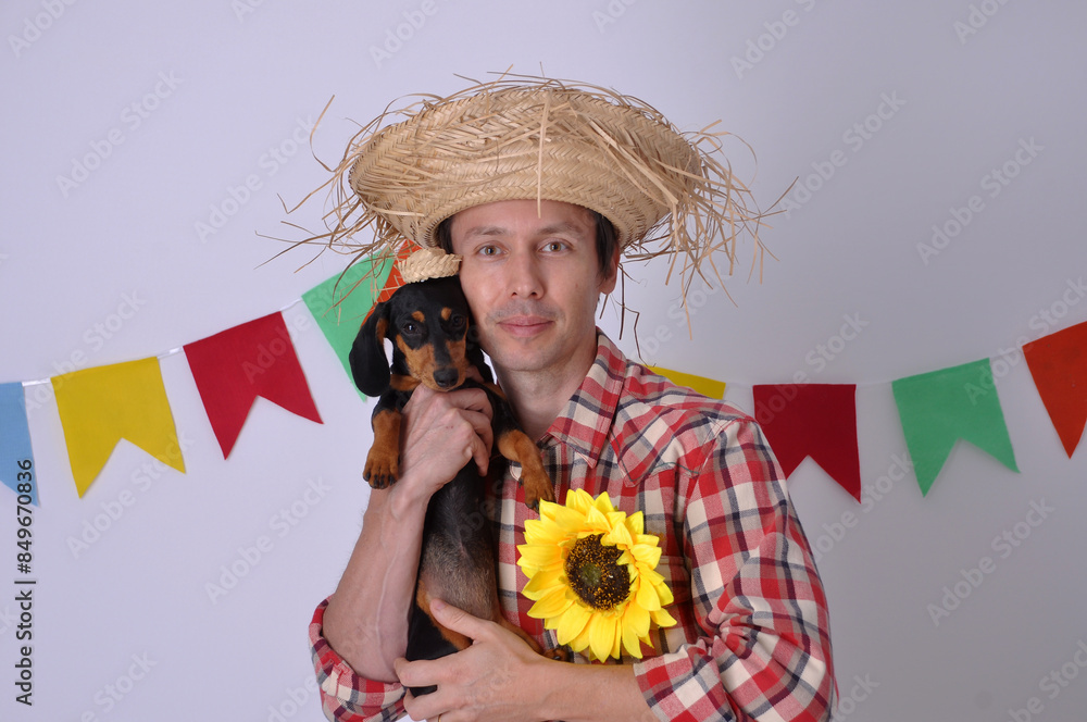 homem caipira vestido para celebração de festa junina , festa julina ...