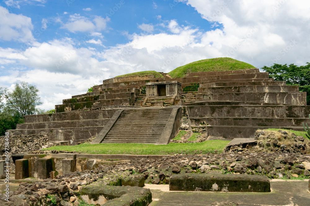 Parque Arqueológico Tazumal, El Salvador. Tazumal Archeological Park ...