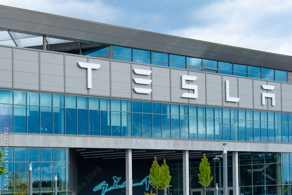 Gigafactory Berlin-Brandenburg Tesla, Automotive industry manufacturing ...