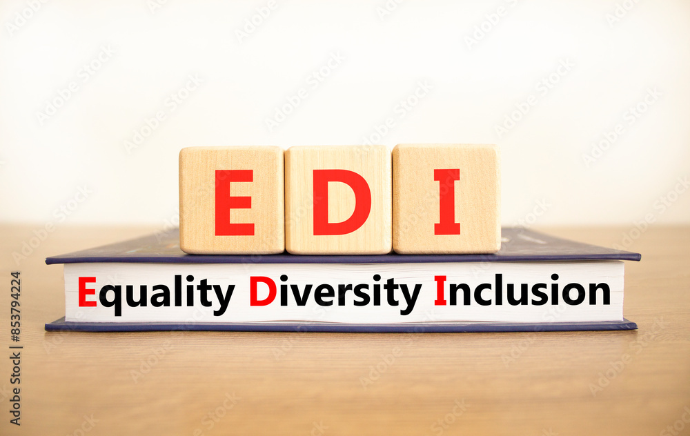 Foto de EDI equality diversity inclusion symbol. Concept words EDI equality diversity inclusion ...