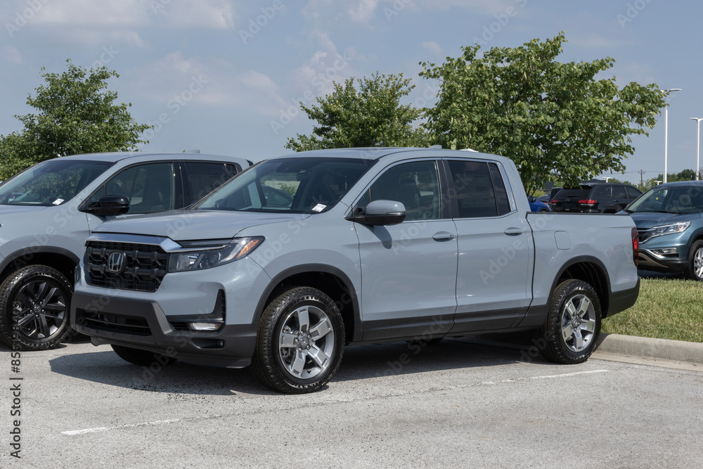 Honda Ridgeline Midsize Pickup Truck display. Honda offers the ...