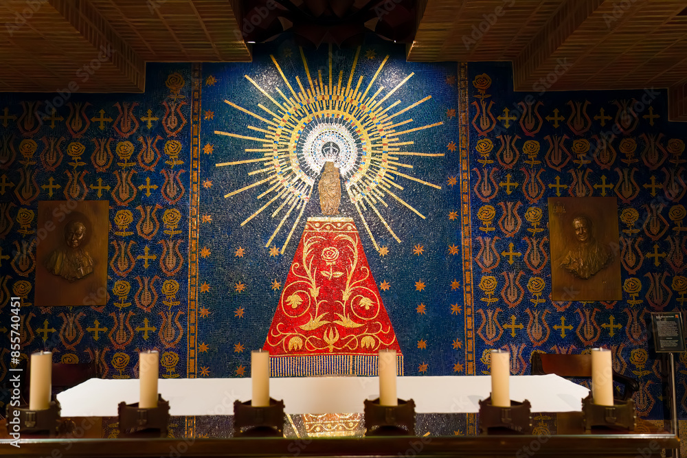 interior decor, pictures and models within a large spanish building ...