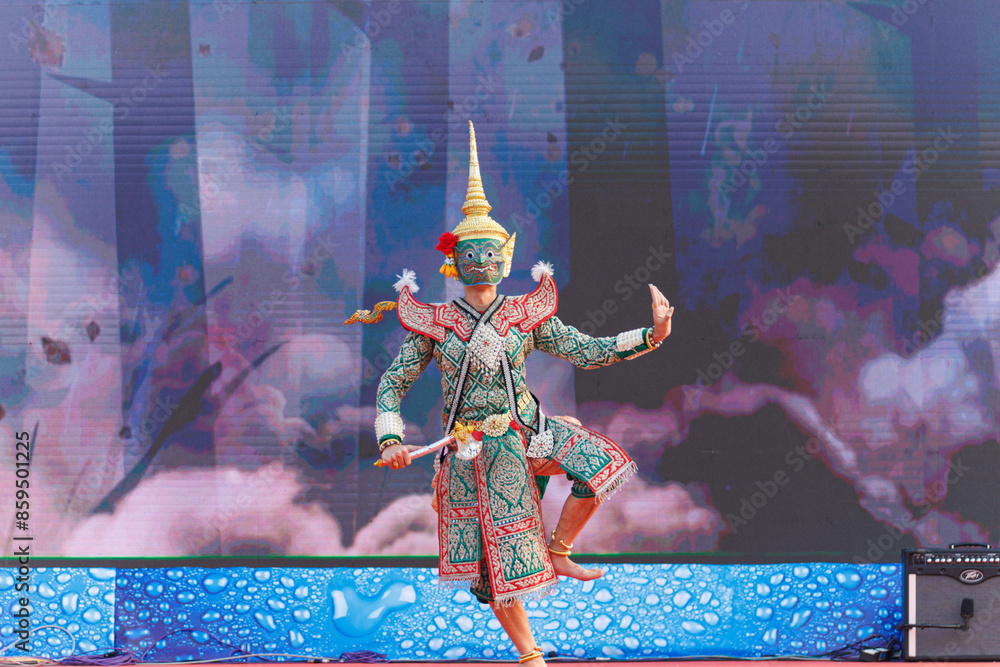 KHON THAI dancing performers of one of Thailand's most highly regarded ...