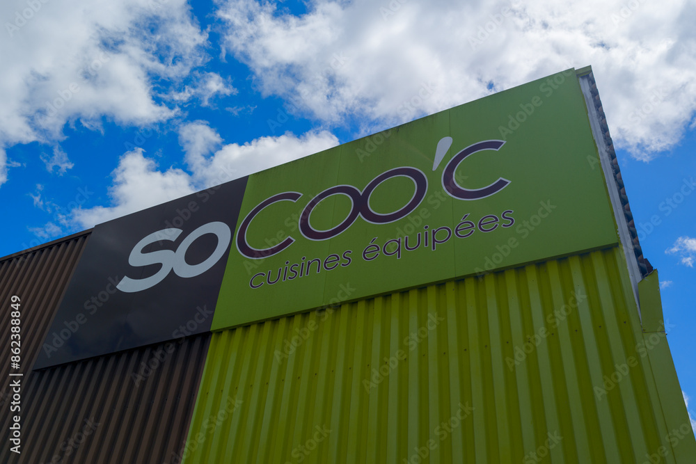 socooc logo boutique and text sign front of store chain brand so cooc ...