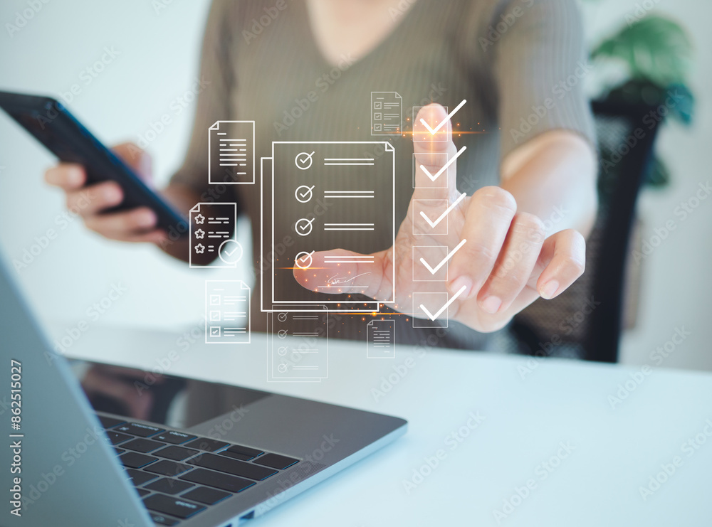 Quick checklist and clipboard management concept, businesswoman working ...