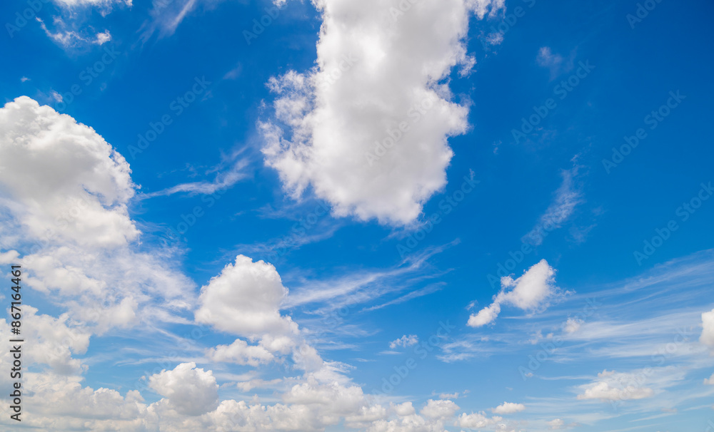 clear blue sky background,clouds with background, Blue sky background ...
