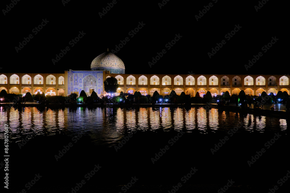 Naqsh-e Jahan (Naqshe Jahan) square (Shah Square), also known as Imam ...