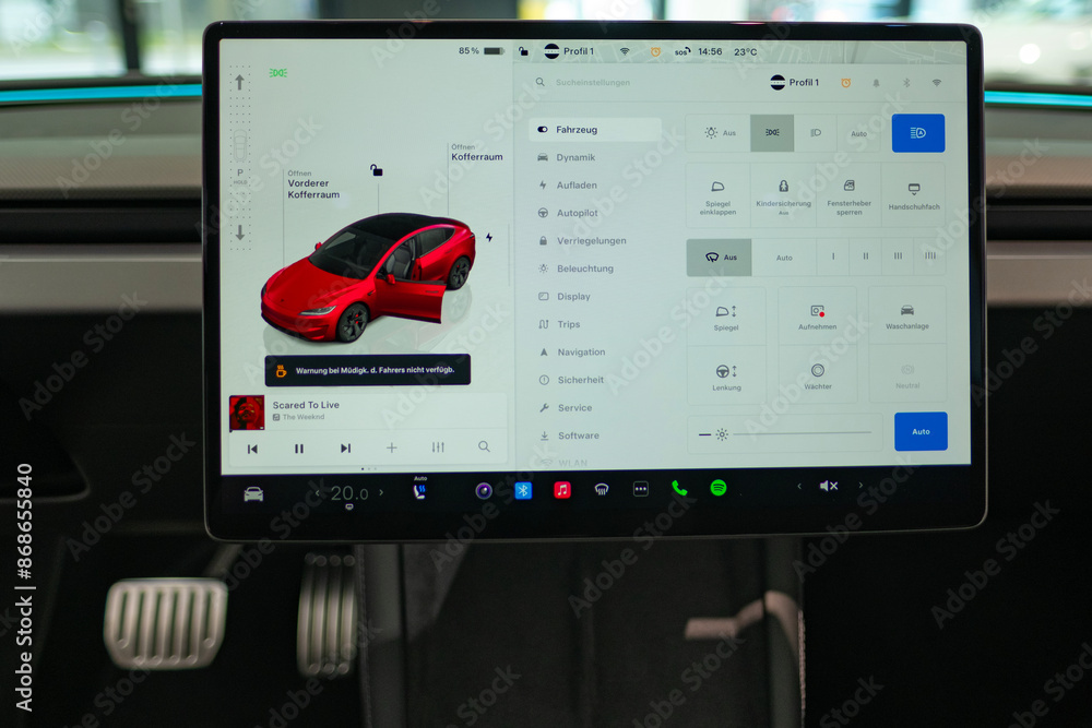 electronic display tesla Model 3 Performance Highland facelift ...