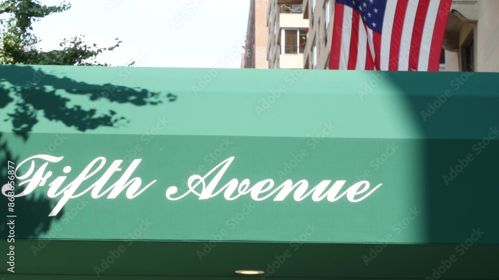 Fifth avenue, 5 ave sign, Manhattan midtown architecture, New York City ...