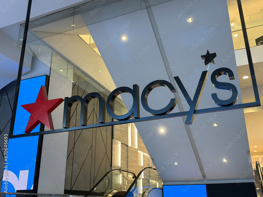 San Francisco,California,USA-June 8th 2024:Macy's store logo sign Stock ...