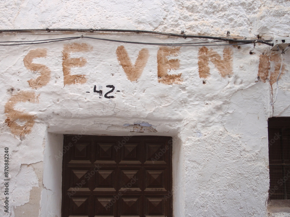 Pueblo de Gójar, en Granada. Andalucía, España. Detalle de casa antigua ...