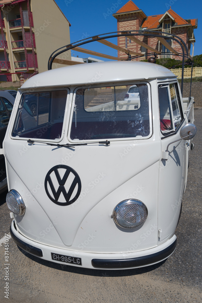 vw Volkswagen Type 2 ancient front logo sign and text brand bulli ...