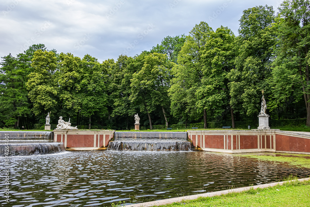 Nymphenburg Palace (Schloss Nymphenburg, 1675). Nymphenburg Palace Park ...