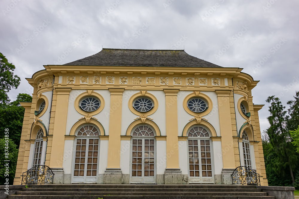 Nymphenburg Palace (Schloss Nymphenburg, 1675). Nymphenburg Palace Park ...