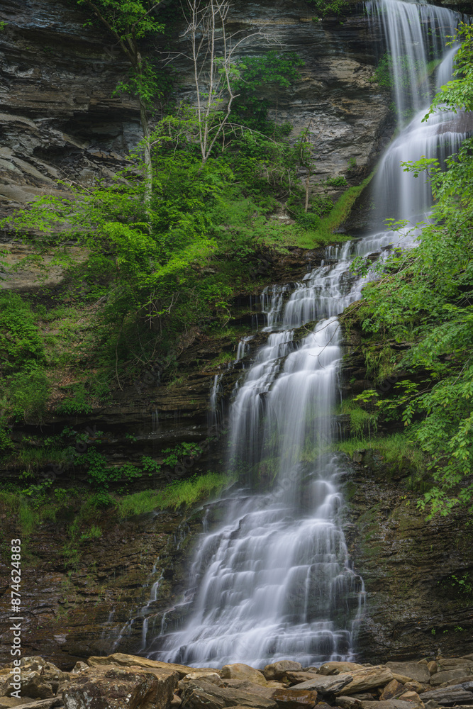 Foto de USA, West Virginia, New River Gorge National Park. Cliff with ...