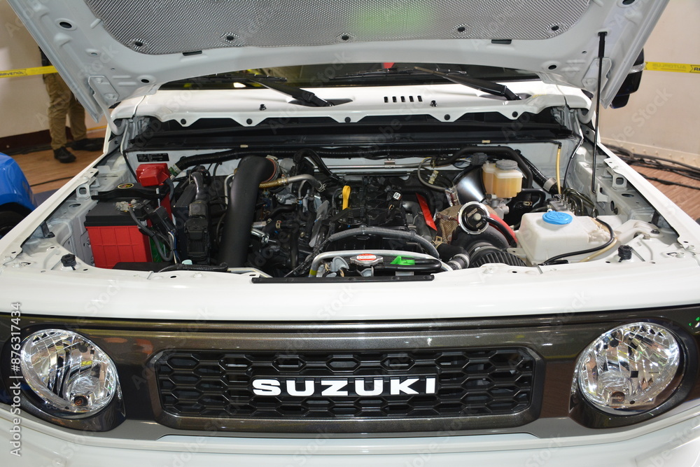 Suzuki jimny engine at Neo classic car show in Muntinlupa, Philippines ...