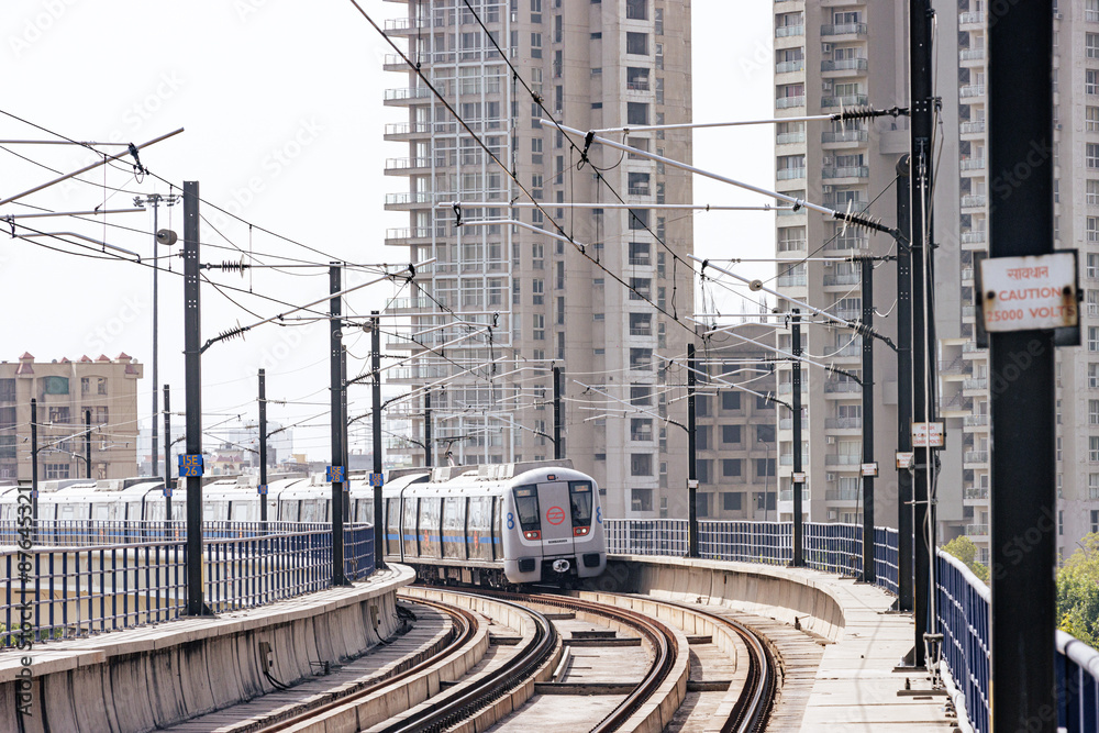 Delhi metro and the metro station. Metro rail in delhi. Dmrc metro ...