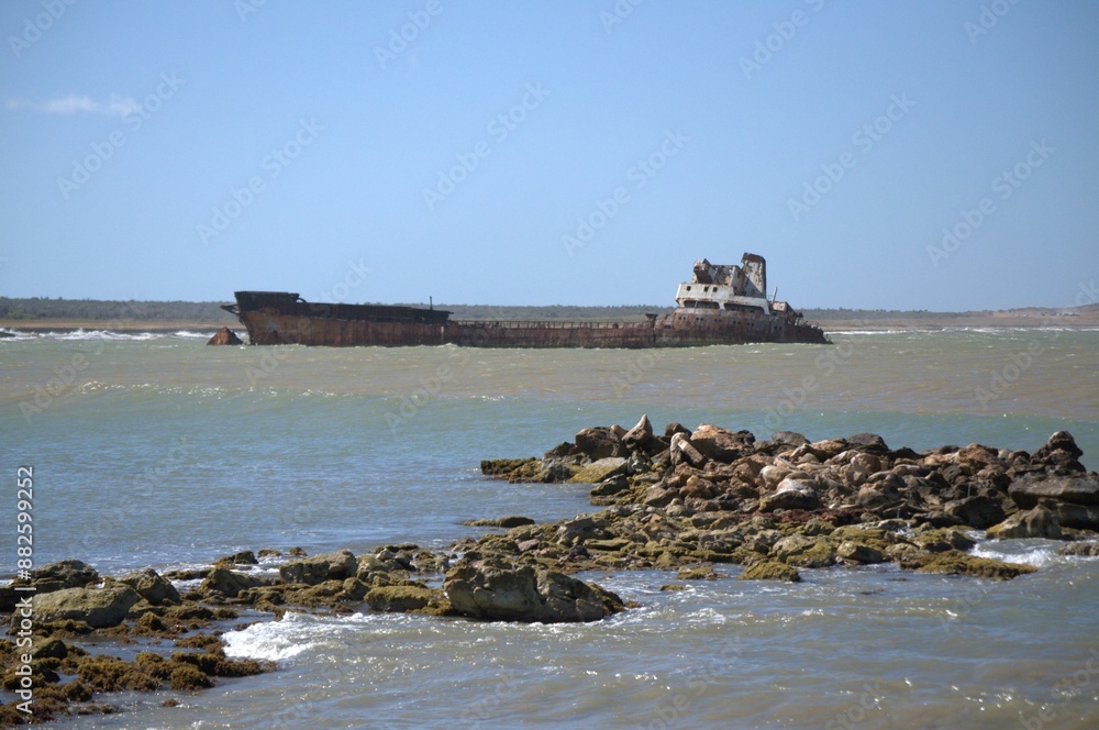 Foto de El mar es una constante en toda la peninsula de Paraguana,y la ...