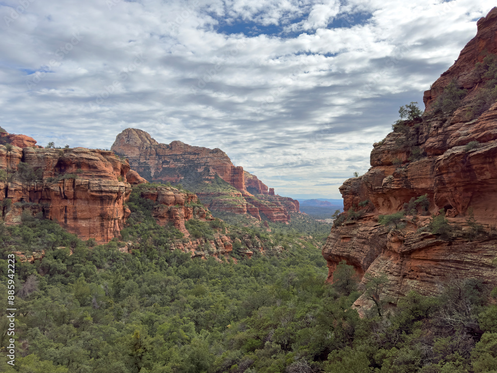 Experience the breathtaking landscape of Sedona, Arizona, featuring ...