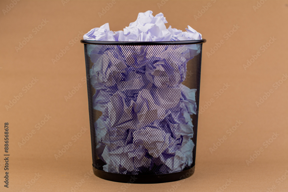 Trash and unused scraps of paper, malfunctions and unnecessary discards ...