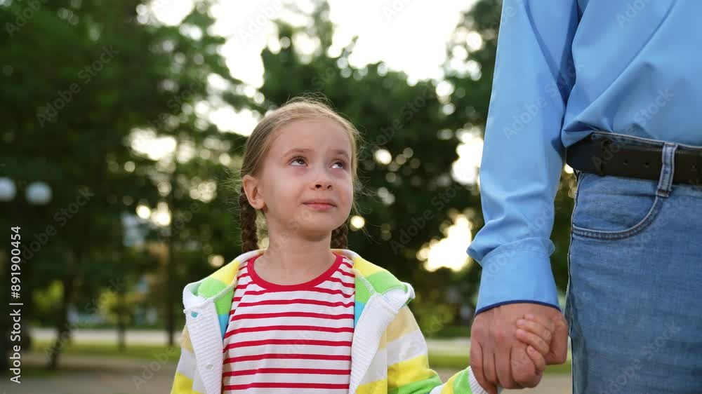 concept happy family park, father affection child kid, parental ...