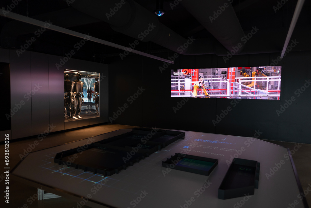 Tesla Bot Optimus robotic in Gigafactory Berlin-Brandenburg lobby ...