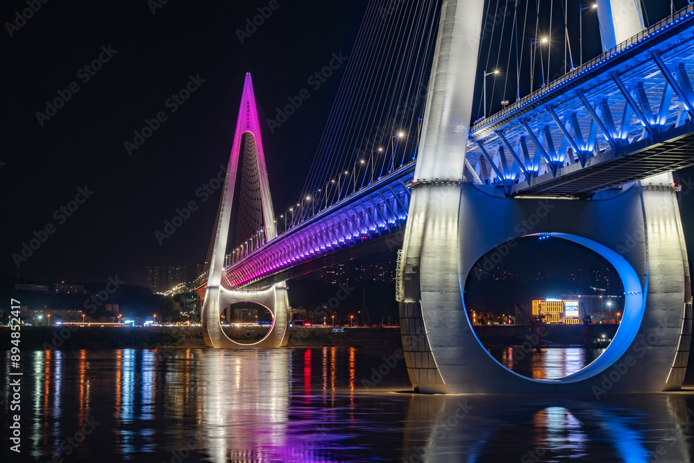 Night view of Baiju Temple Yangtze River Bridge, Chongqing, China ...