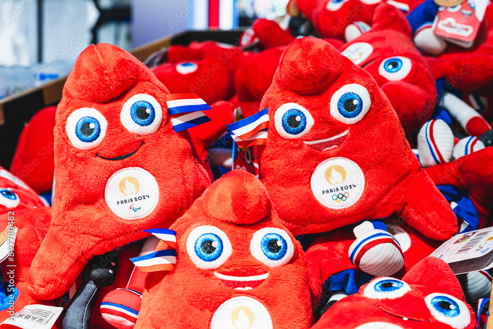 Peluche Phryges, la mascotte des Jeux Olympiques de 2024 à Paris. Ces ...